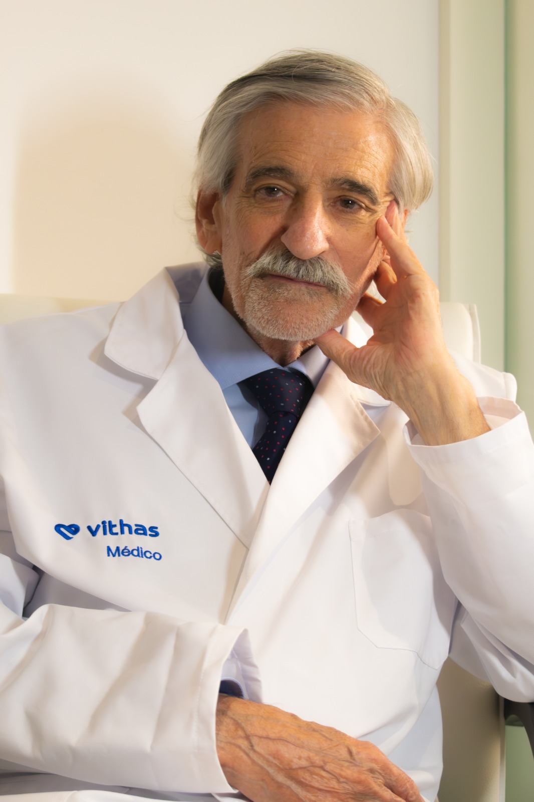 Dr. Almenar Bueso, Luis - Vithas