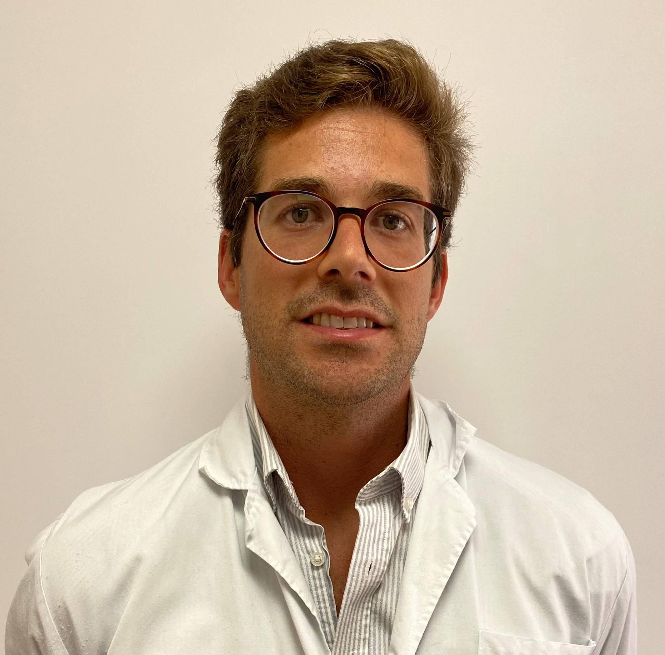 Dr. Manuel Baca, Geriatría | Pide cita en Vithas